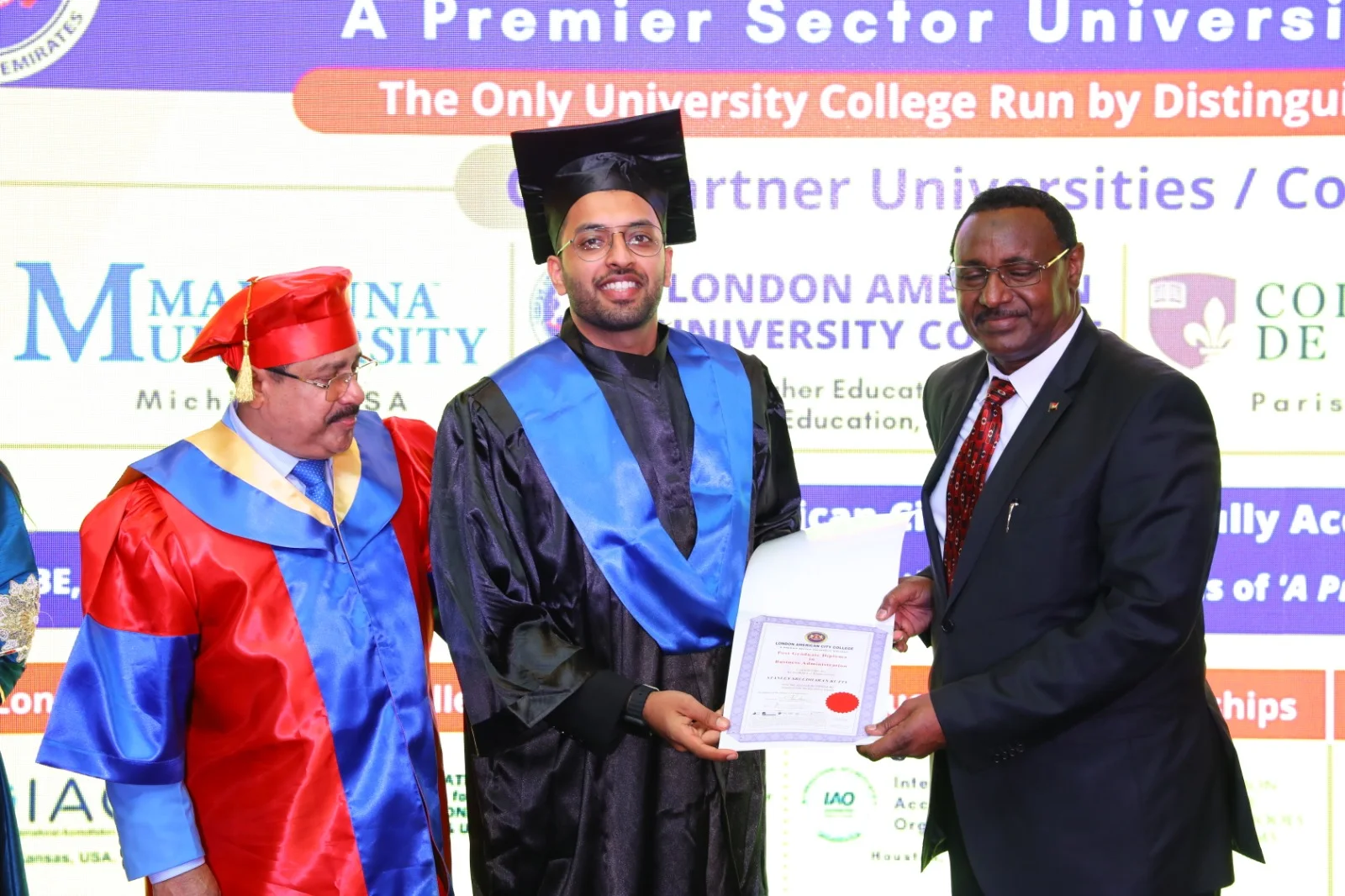 Gallery | College of Business | LACC